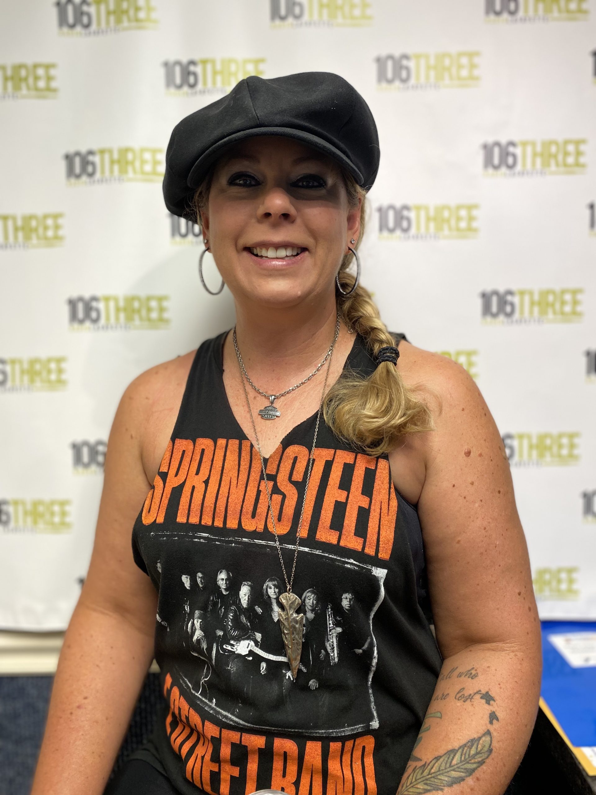 LISTEN NOW: Ronda Ray | 106.3 Lafayette's Rock and Alternative